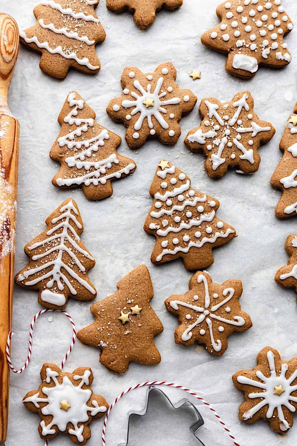 Iced Gingerbread Cookies - Cupful of Kale