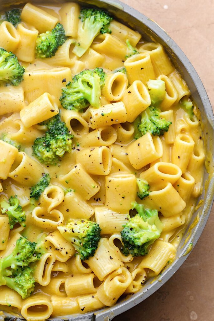 Cheesy Broccoli Pasta - Cupful of Kale