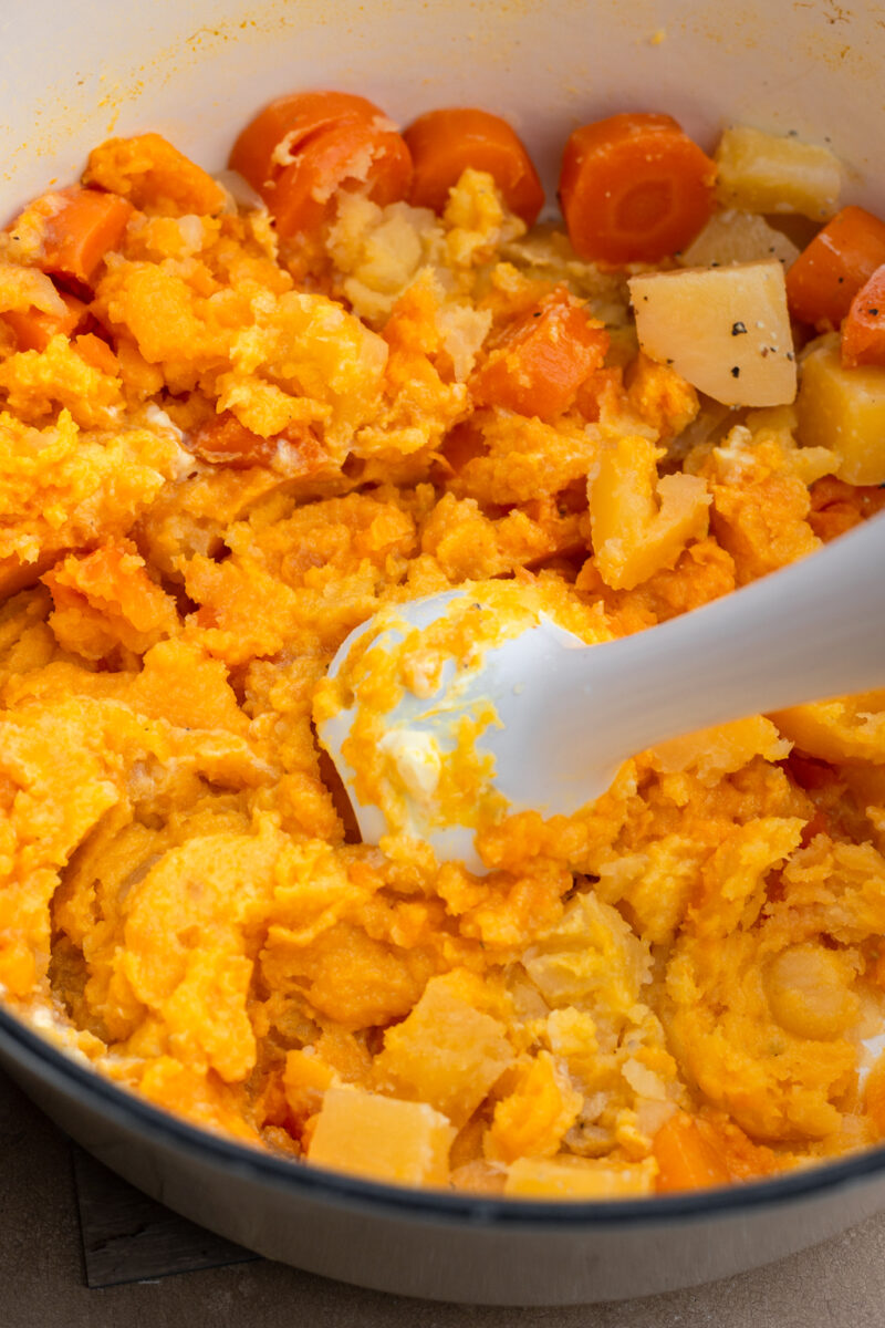 Carrot and Swede Mash - Cupful of Kale